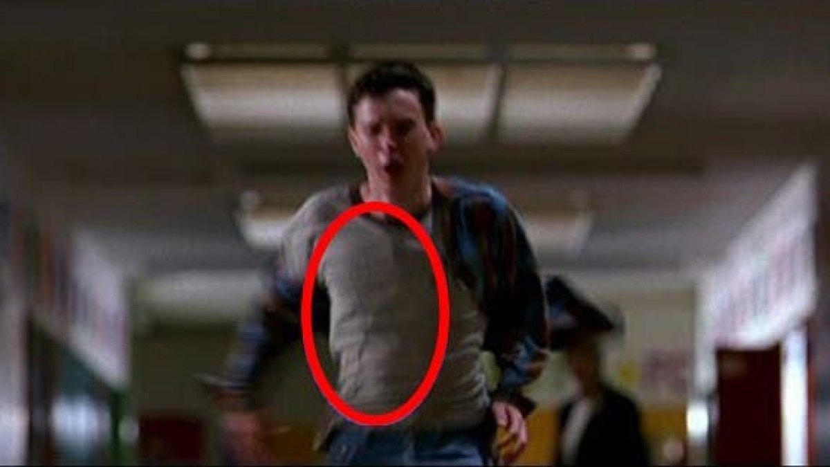 Which of these 12 hidden mistakes in the film American Pie is the worst?